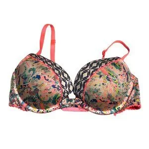 Victoria's Secret | Intimates & Sleepwear | Victorias Secret Bra Very ...